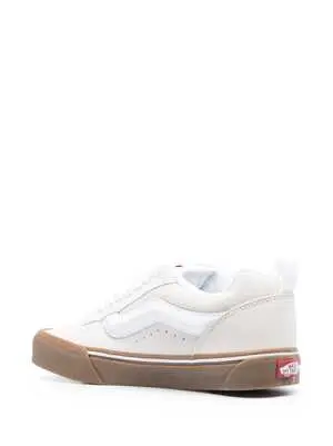 VANS Skool Low-top Sneakers
