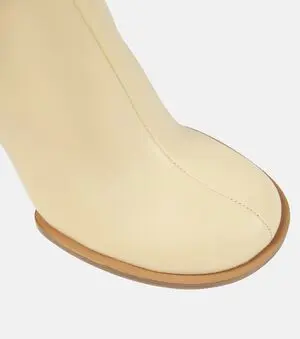 Jacquemus Les Bottines Rond Carré Leather Ankle Boots - White