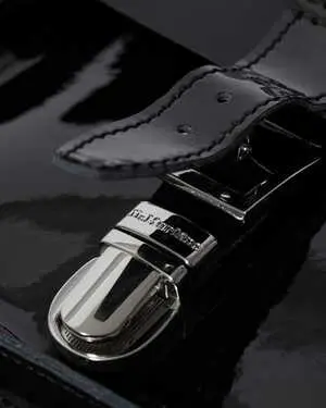 Dr. Martens Kiev Leather Heart Bag - Black