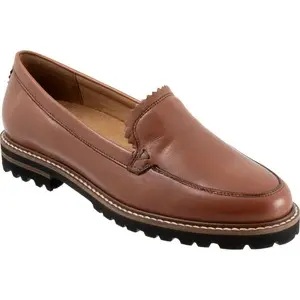 Trotters Lug Sole Flats For Women
