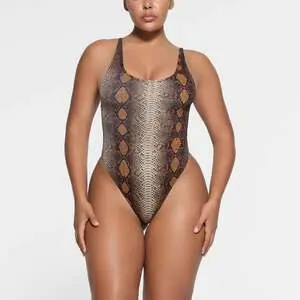 SKIMS SKIMS Scoop Neck One Piece Swimsuit Desert Snake Print