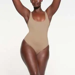 SKIMS SKIMS Scoop Neck One Piece Swimsuit Desert