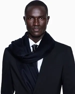 Giorgio Armani Cashmere Stole With Fringing - Blue