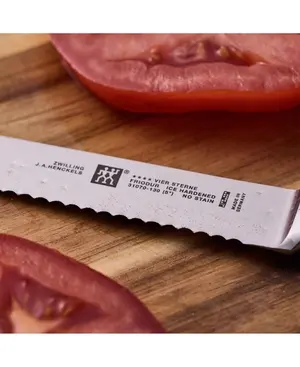 ZWILLING Four Star 5 Serrated Utility Knife