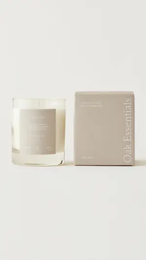 Oak Essentials Violet Santal Candle 7.5 Oz/212