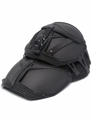 INNERRAUM Buckle Cap - Black