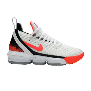 Nike Lebron 16 Sneakers - White