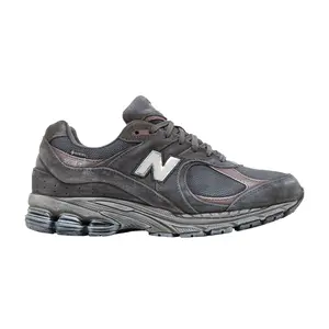 NEW BALANCE 2002r Gore-tex Sneakers - Grey