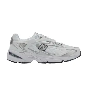 NEW BALANCE 725 Sneakers White