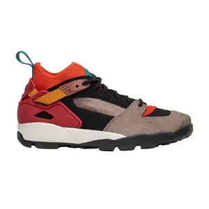 Nike Revaderchi