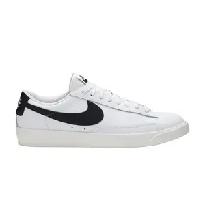 Nike Blazer Low Sneakers