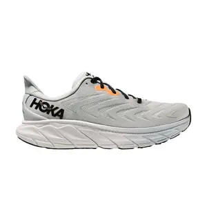 HOKA Arahi 6 Sneakers
