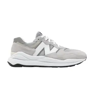 NEW BALANCE 57/40 Sneakers - Grey