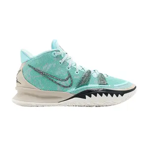 Nike Kyrie 'copa' Sneakers - Green