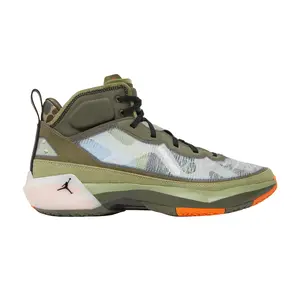 JORDAN Undefeated X 37 Sp 'flight Jacket' Sneakers - Green