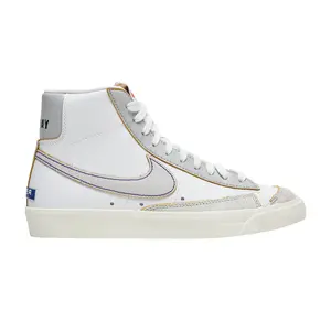 Nike Wmns Blazer Mid '77 Sneakers - White