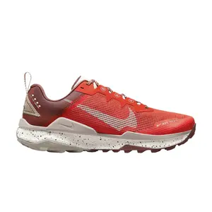 Nike Wildhorse Sneakers - Red