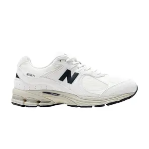 NEW BALANCE 2002r Sneakers