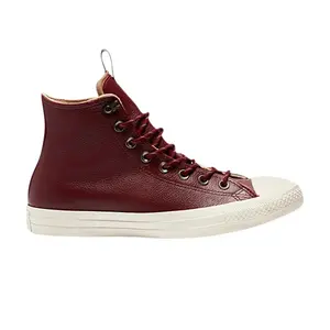 Chuck Taylor Red