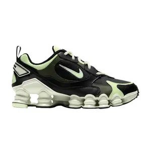 Nike Shox Nova Sneakers - Green