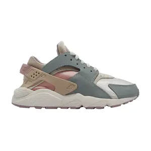 Nike Air Huarache 'one Mile Social Club' Sneakers - Green