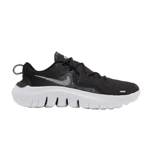Nike Athletic Sneakers - Black