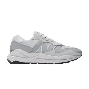 NEW BALANCE 57/40 Sneakers Grey