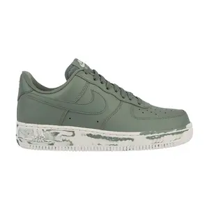 Nike Force 1 '07 Lv8 Sneakers
