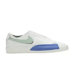 Nike Blazer Slip-on Sneakers