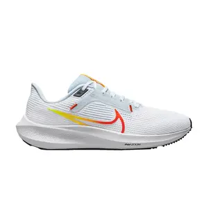 Nike Air Zoom Pegasus 40 Sneakers - White