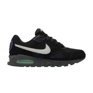 Nike Air Max Ivo Sneakers