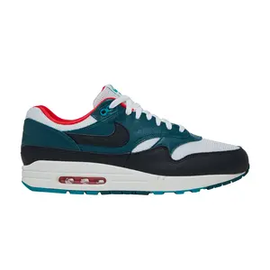 Nike Lebron James X Liverpool F.c. X Air Max 1 'third Kit' Sneaker - Teal
