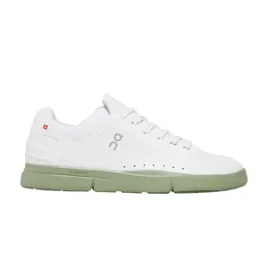 On The Roger Advantage Sneakers - White