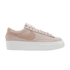Nike Blazer Low Platform Essential Sneakers - Pink