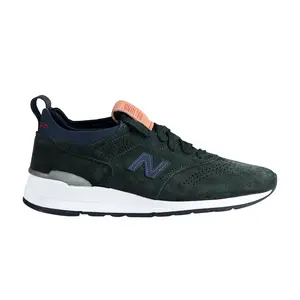 NEW BALANCE 997 Athletic Sneakers - Green