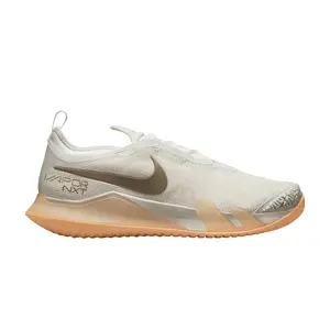 Nike Nikecourt React Vapor Nxt Sneakers - Cream