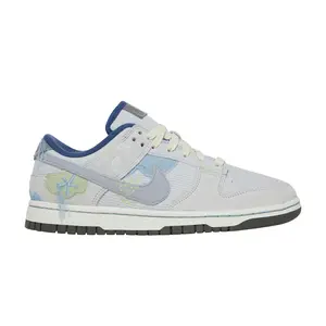 Nike Dunk Low Sneakers - White