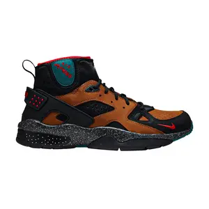 Nike Olivia Kim X Air Mowabb 'no Cover' Sneakers - Orange