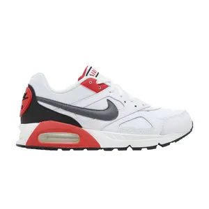 Nike Air Max Ivo Sneakers - White