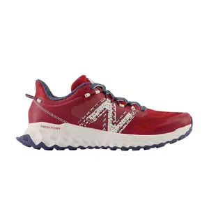 NEW BALANCE Fresh Foam Garoé Sneakers