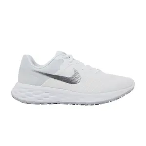 Nike Revolution Next Nature Sneakers - White