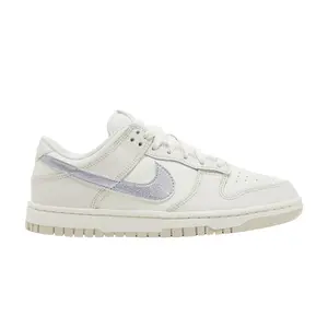 Nike Dunk Low Sneakers