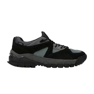 VANS Amzn Trailhead Sneakers - Black