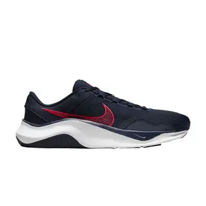 Nike Legend Essential 3 Next Nature Sneakers
