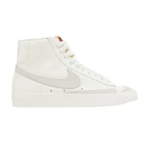 Nike Blazer Mid '77 Vintage Sneakers - White