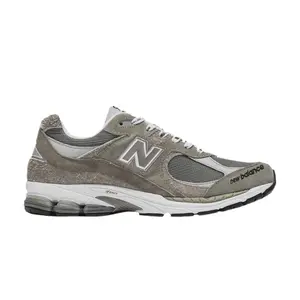NEW BALANCE X Invincible X N.hoolywood 2002r Sneaker - Grey