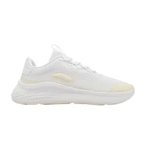 Women's Lightweight Low-Profile Sneakers