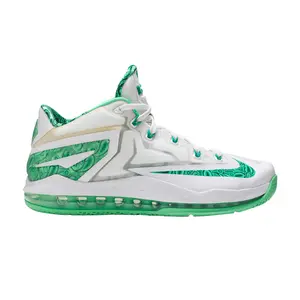Nike Max Lebron Low Sneakers - White