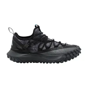 Nike Mountain Fly Low Sneakers - Black