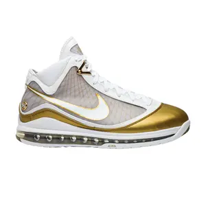 Nike Max Lebron Retro Qs 'china Moon' Sneakers - Gold
